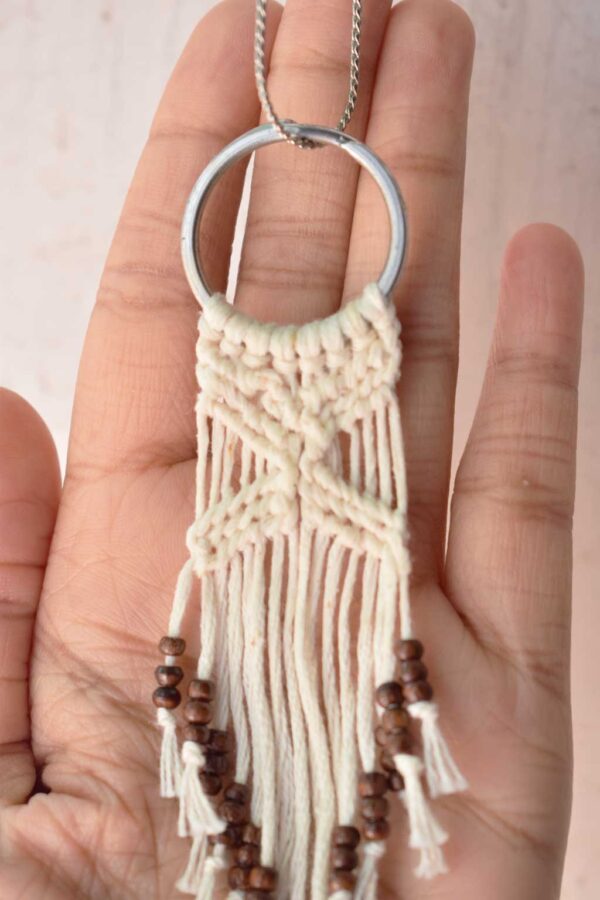 HOW TO MAKE SIMPLE MACRAME NECKLACE – OoshyBooshy